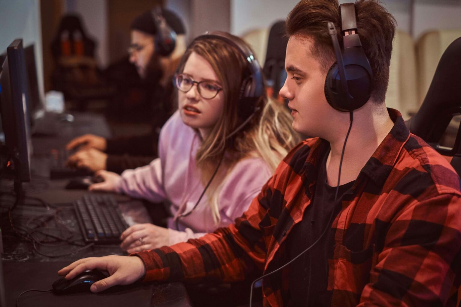 Valorant Ranked Reset 2026: How to Find a Duo Before Placements | Gankster